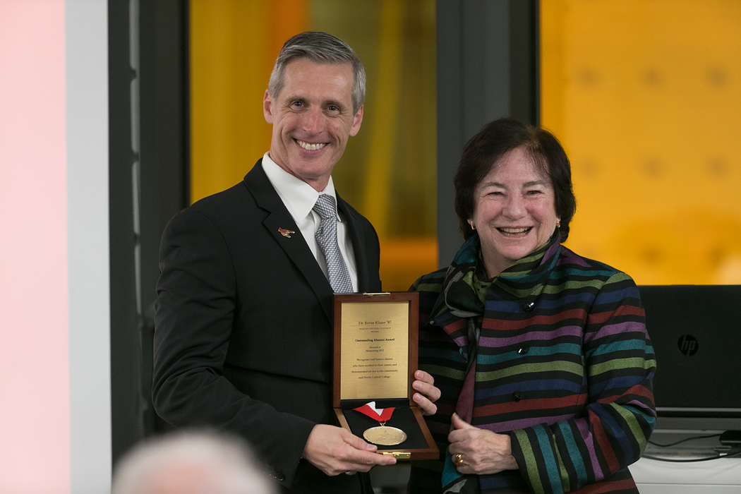 AOA CEO Kevin Klauer receives Outstanding Alumni Award